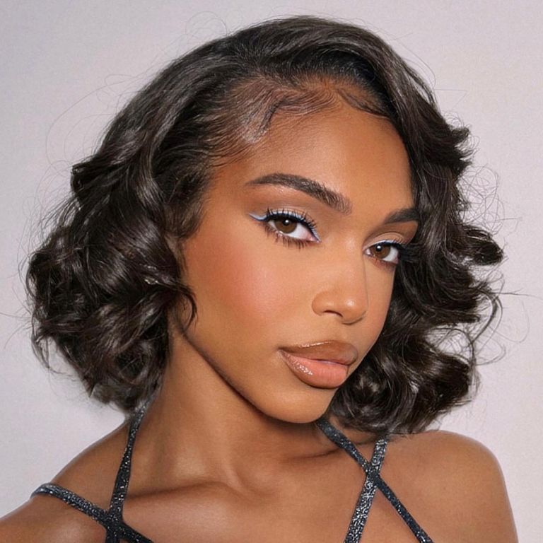 Icy Blue Eye Shadow Is Having a Moment—10 Looks We Love | Who What Wear