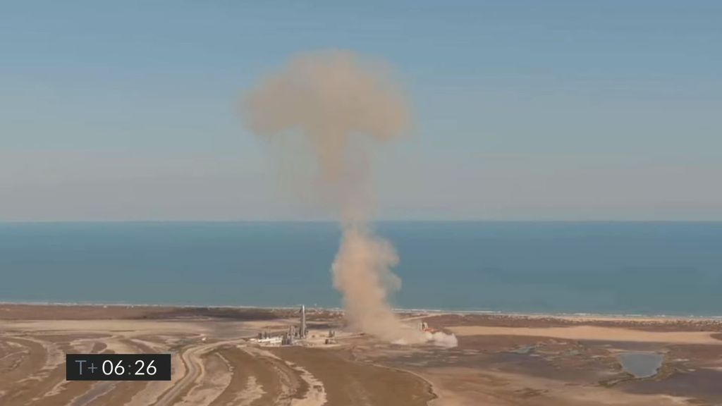 SpaceX's Starship SN9 prototype launches to 10 km, crashes during ...