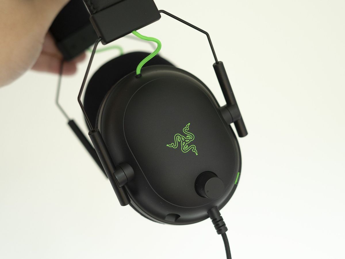 Razer BlackShark V2 headset review: The competitive PC gamer's new best ...