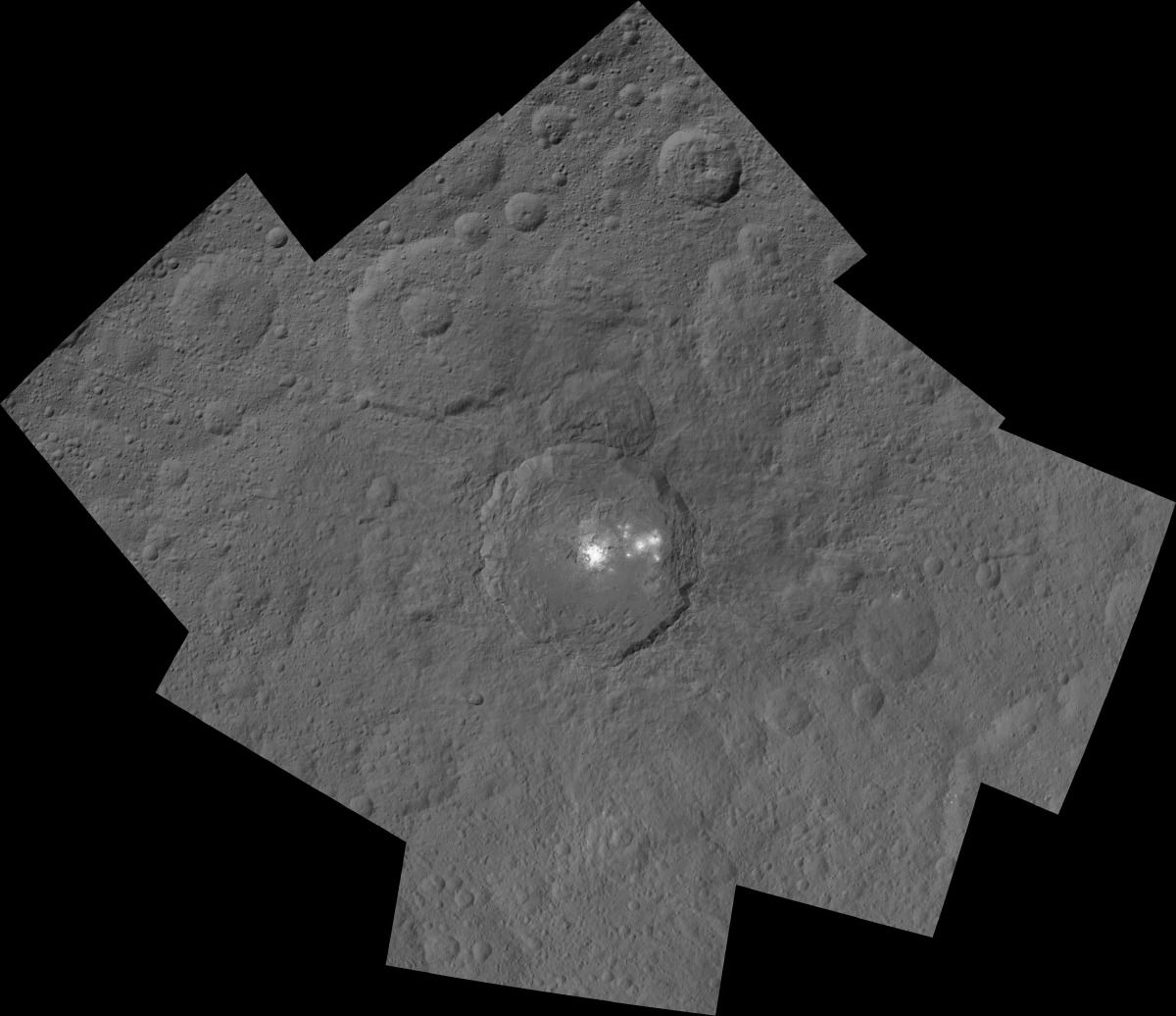 Dawn Probe Heads to Superclose Orbit of Dwarf Planet Ceres | Space