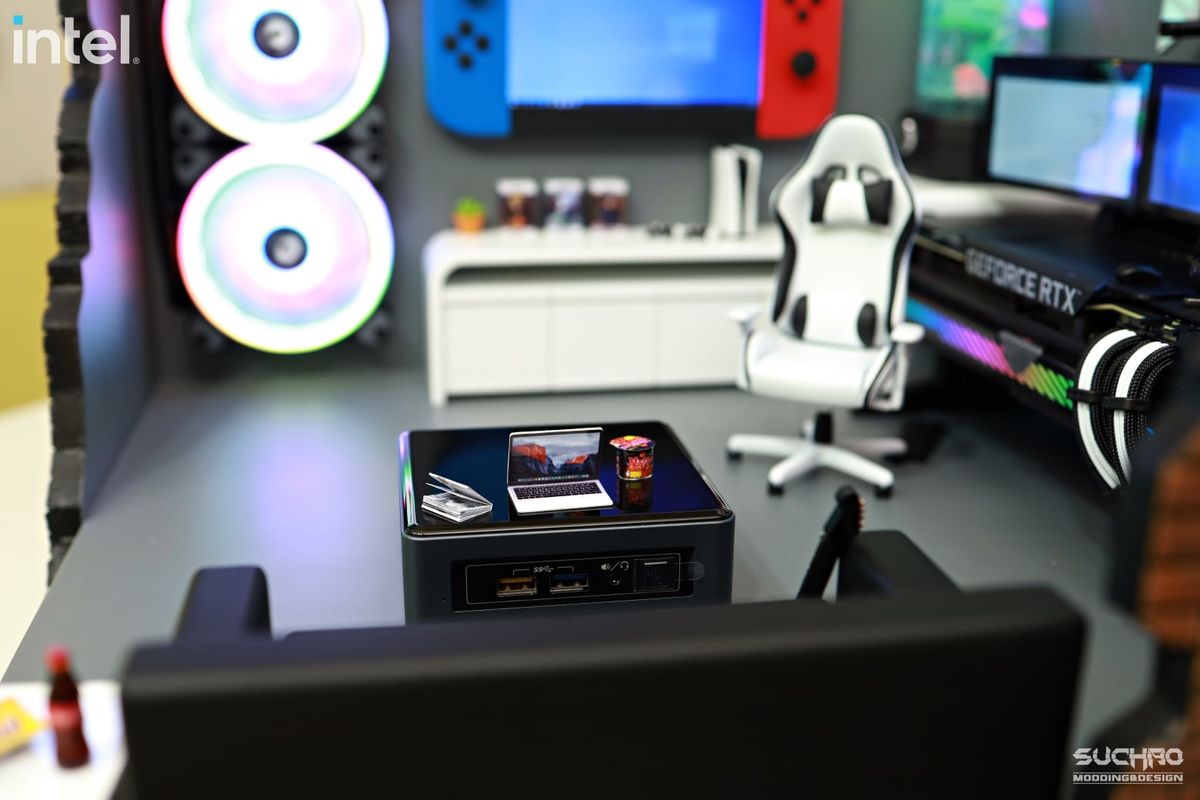 There's a gaming PC hidden inside this incredible gaming den diorama ...