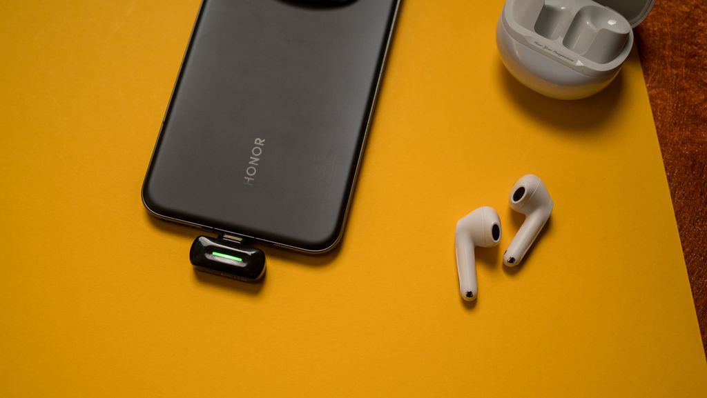 This tiny dongle brings AptX Lossless to any phone, and it's fantastic ...