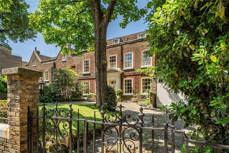 A Highgate hidden gem with seven bedrooms, a plethora of period ...