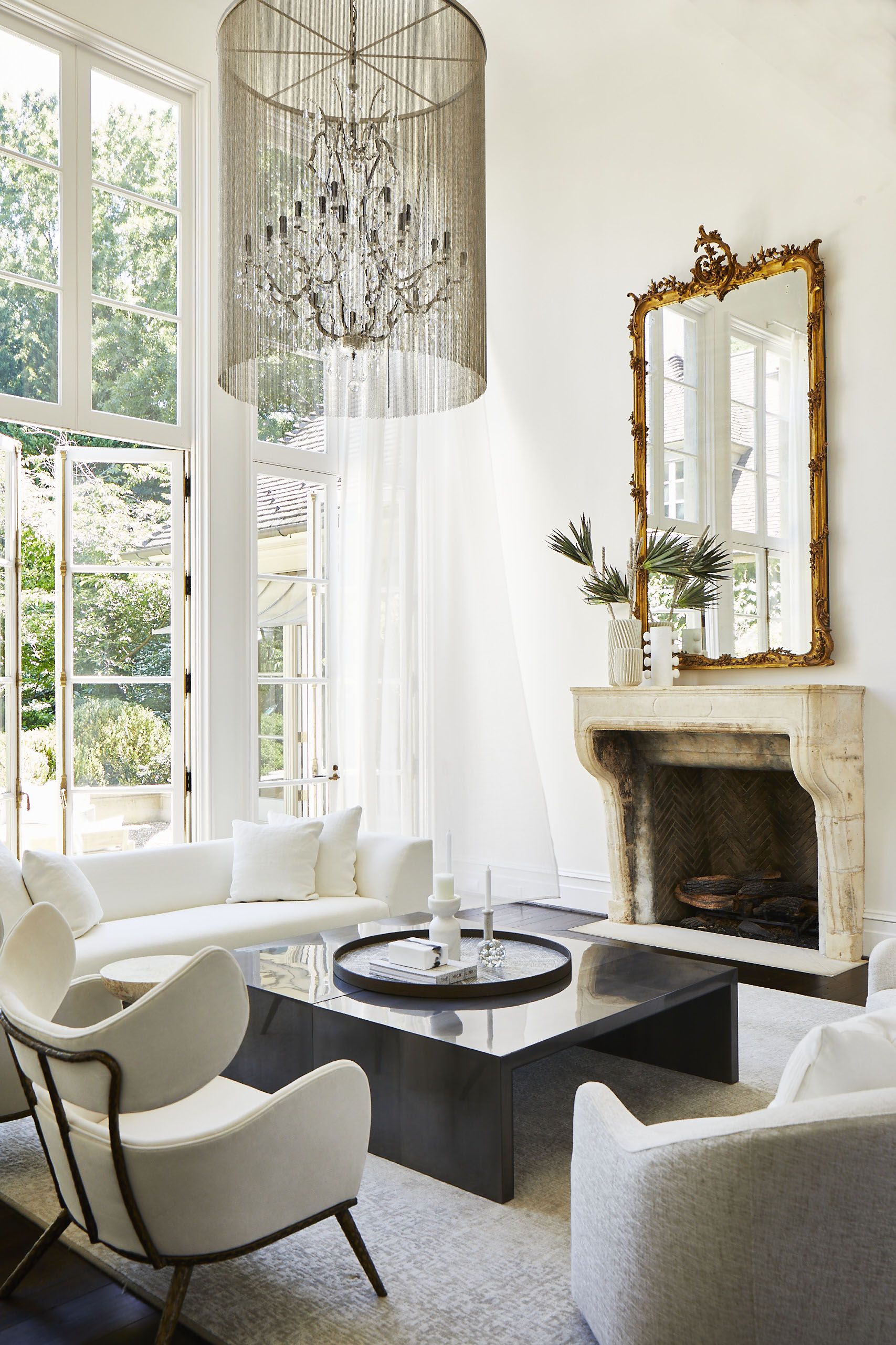 How many colors should be in a minimalist color palette? Designers say ...