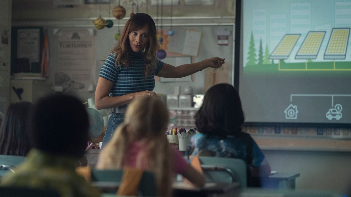 Black Mirror season 7 episode 1 recap: What happens in Common People ...