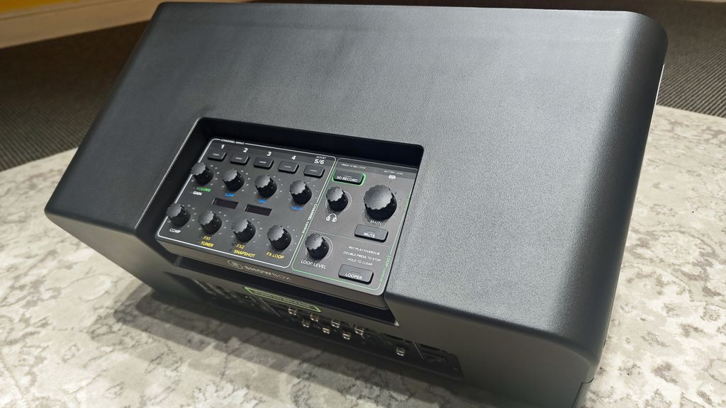 Mackie ShowBox battery-powered all-in-one performance rig review ...