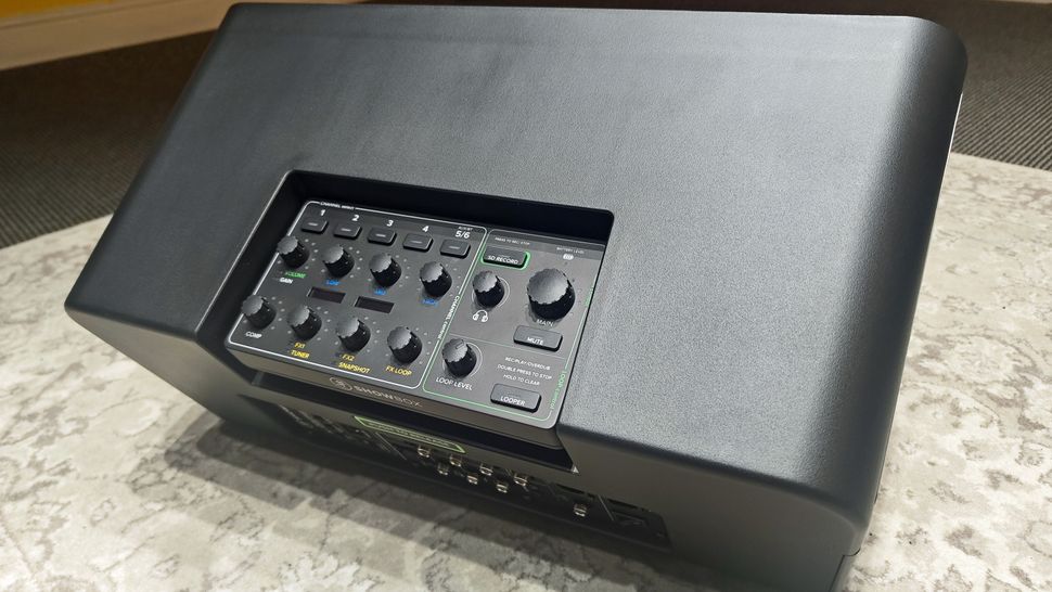 Mackie ShowBox battery-powered all-in-one performance rig review ...
