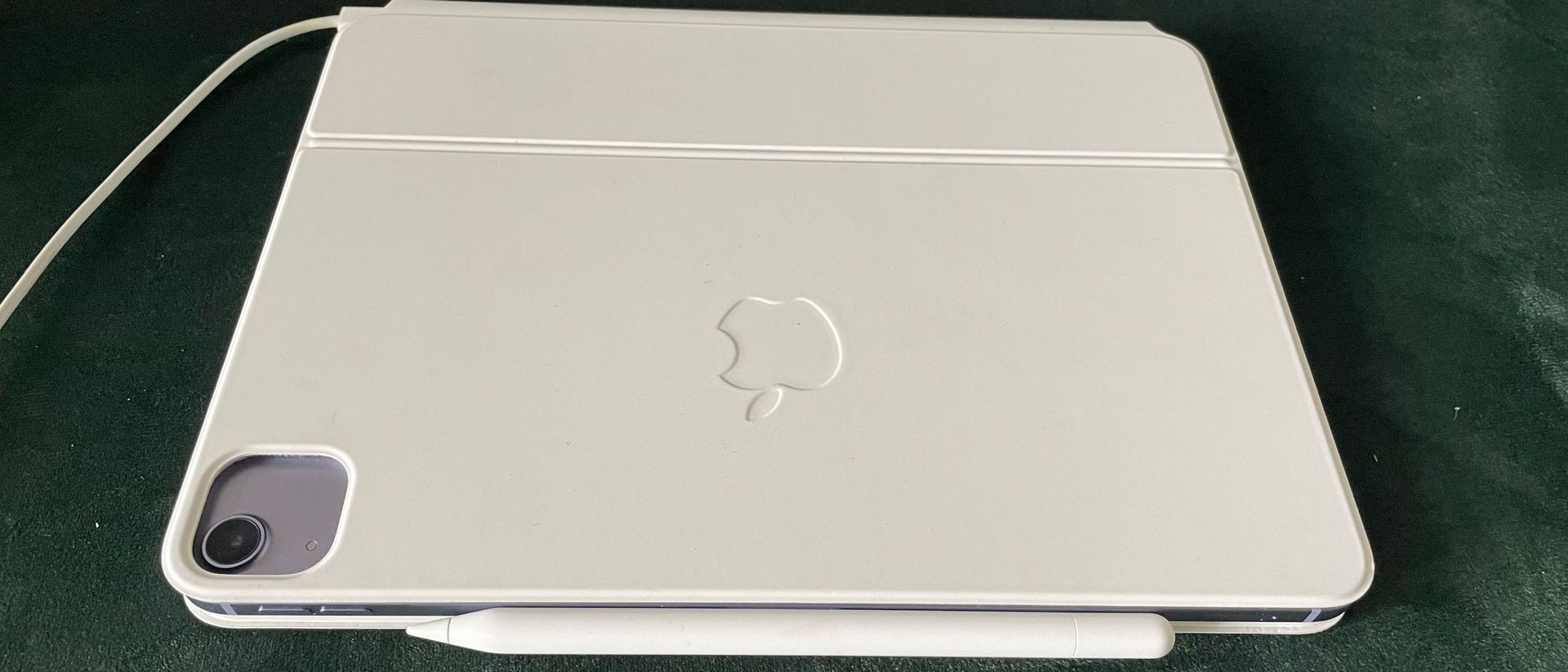 Apple Magic Keyboard for iPad review | Digital Camera World