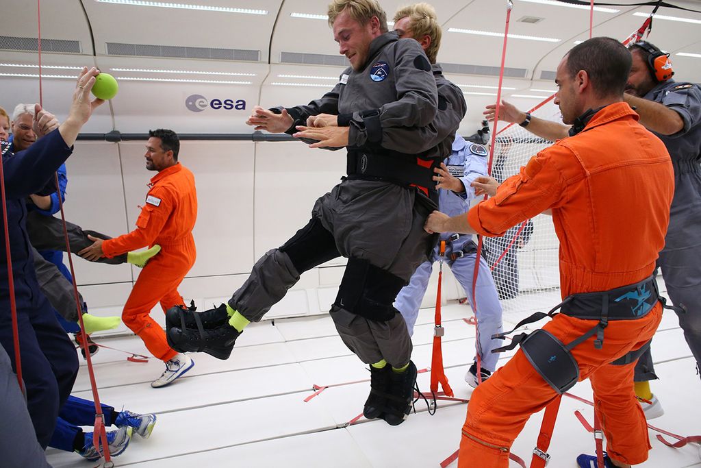 In Photos: Zero-G Flight Grants Weightless Wishes for Kids | Space