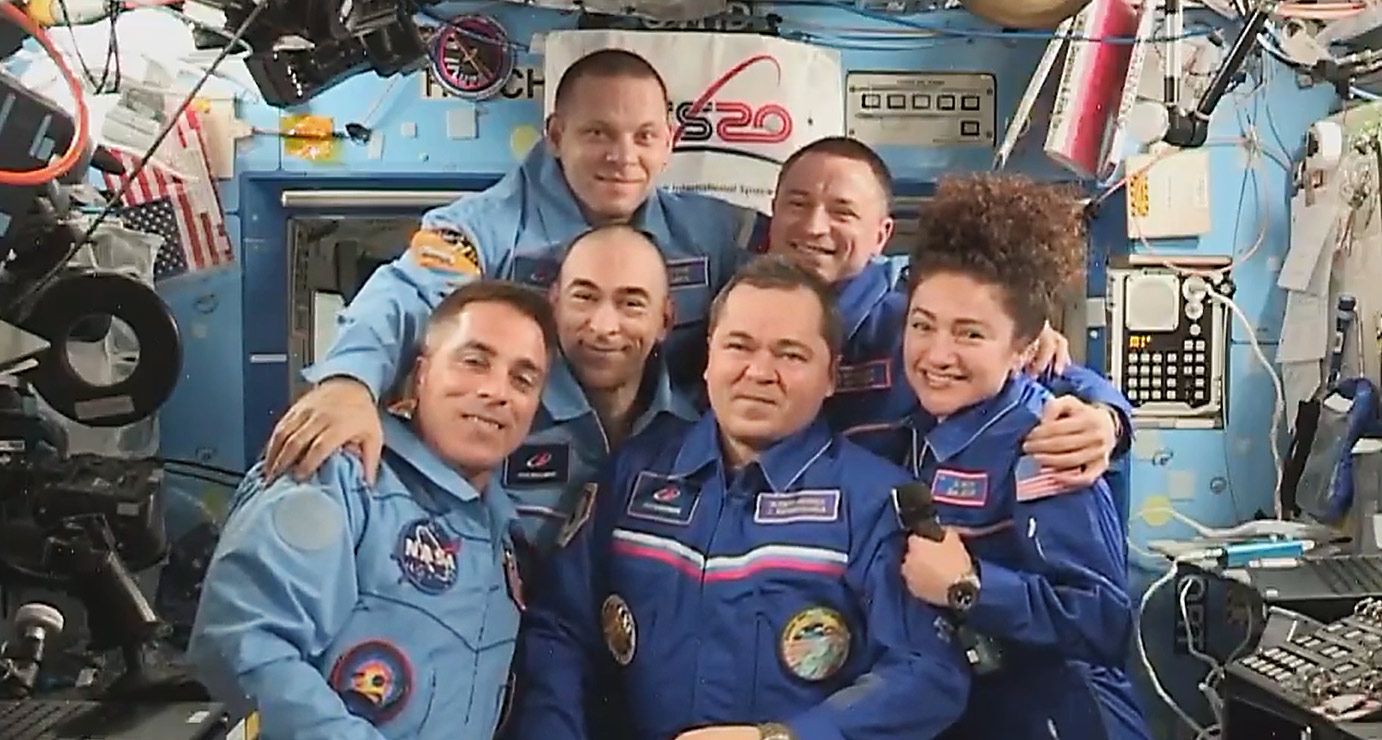 Three space travelers will return to Earth tonight! Here's how to watch ...