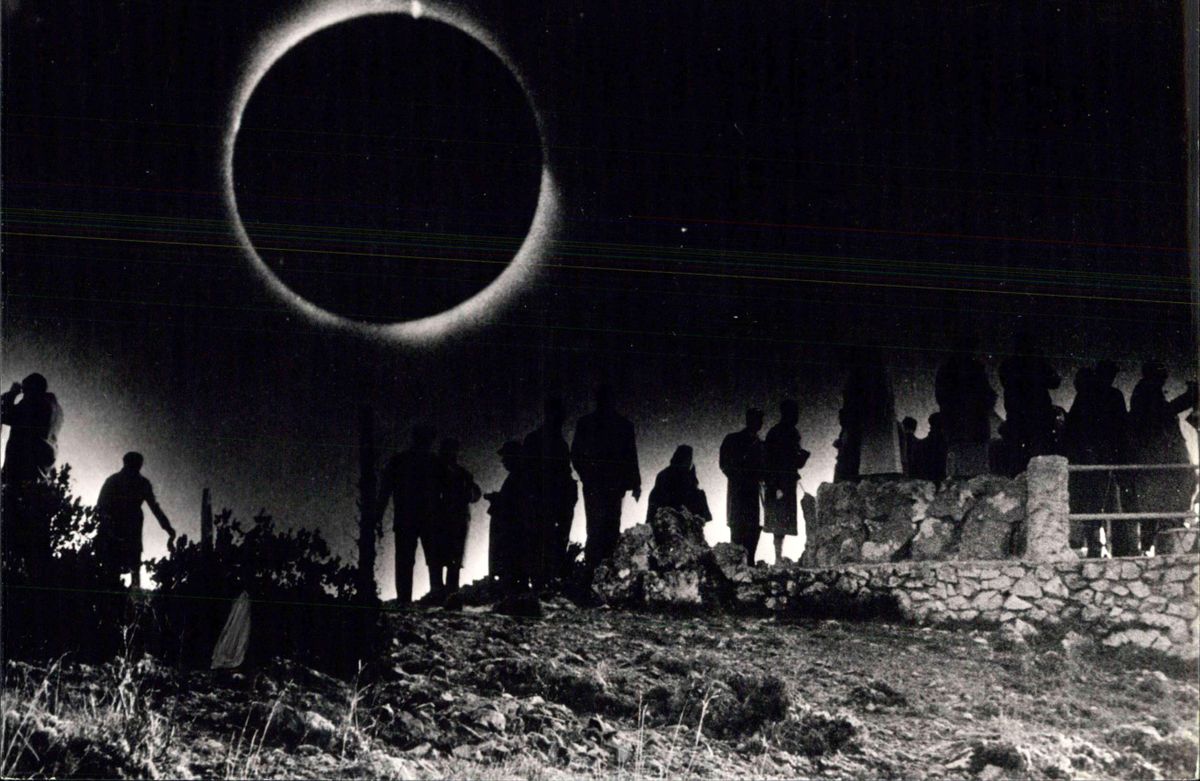 The bewitching splendor of an eclipse, in 13 vintage photos | The Week
