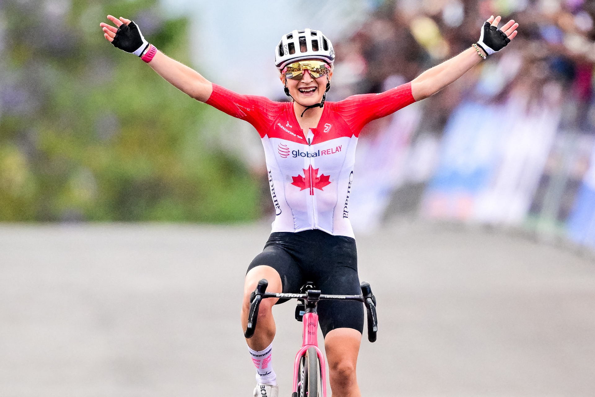 Canada's Magdeleine Vallieres becomes women's road race world champion ...