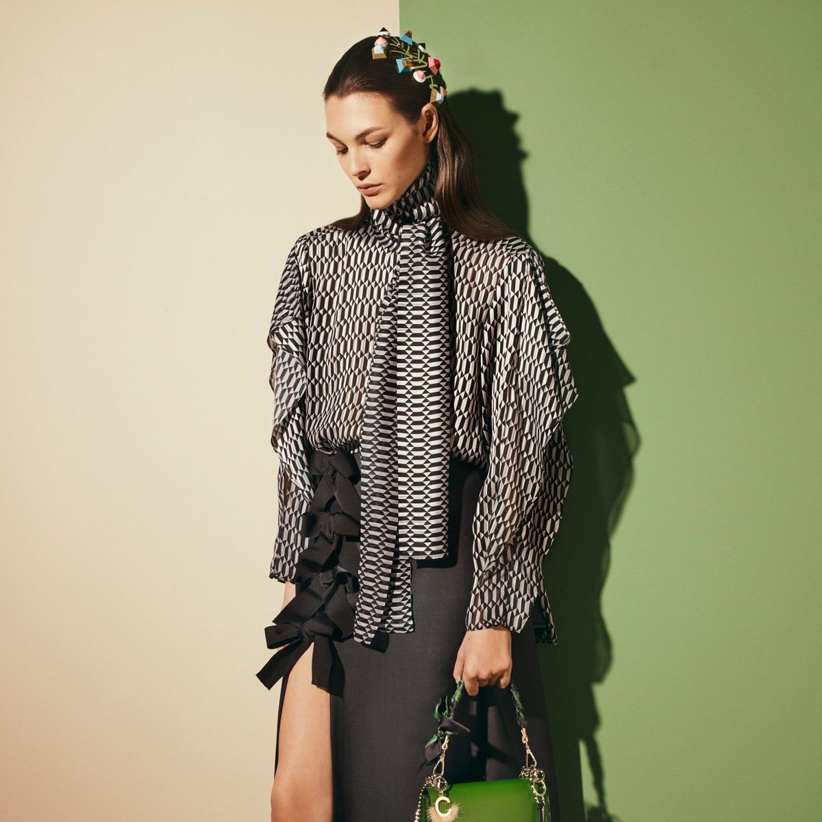 Fendi Pre-Fall 2017 Beauty Look - Holiday Hair and Makeup Ideas | Marie ...