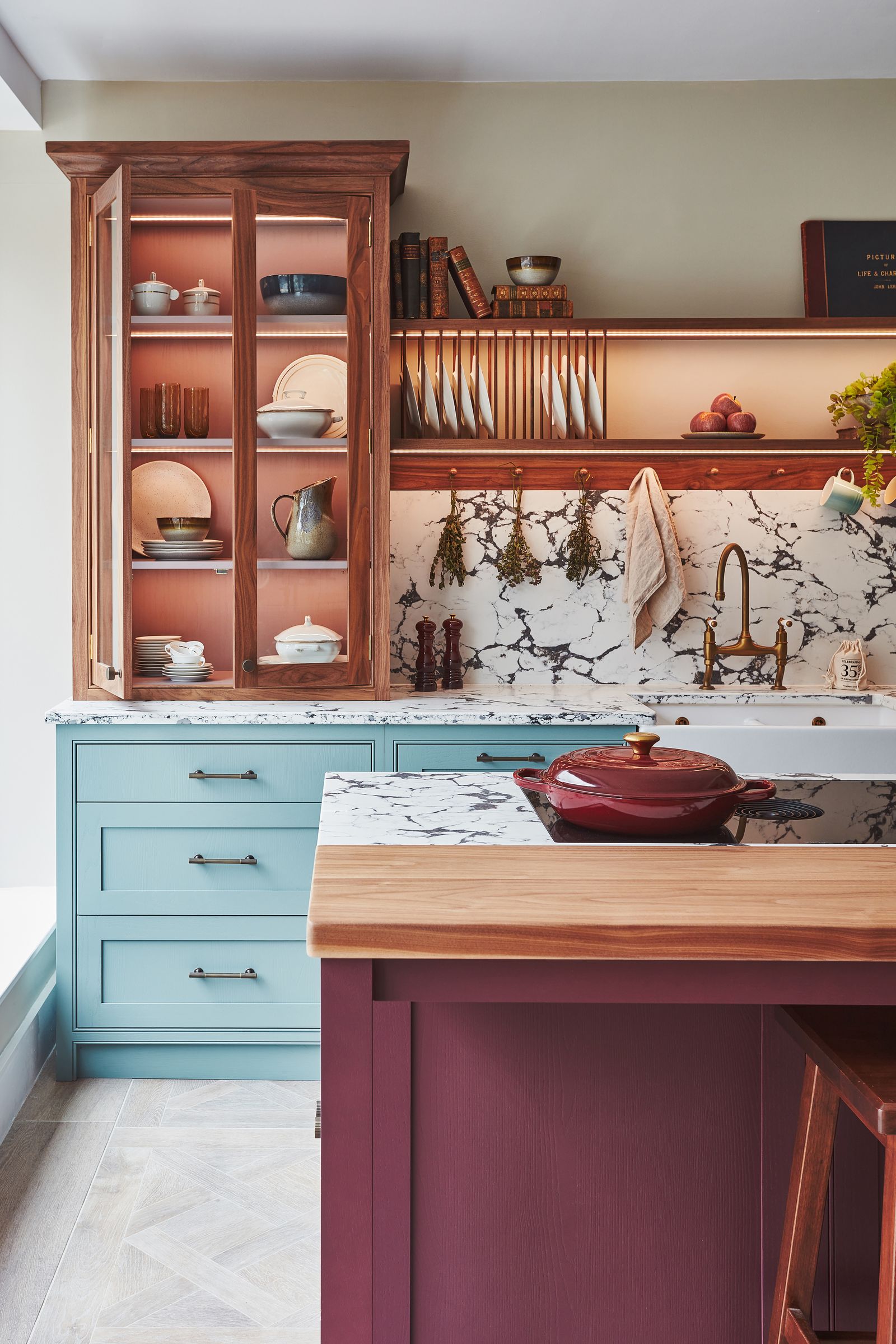 A Consultant on How Triadic Color Schemes Bring Balance | Livingetc