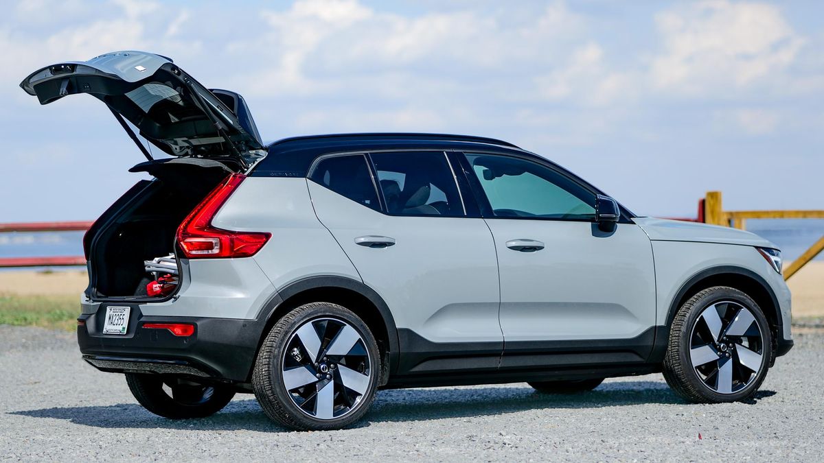 I drove a Volvo XC40 Recharge EV for a week — here's my pros and cons | Tom's Guide