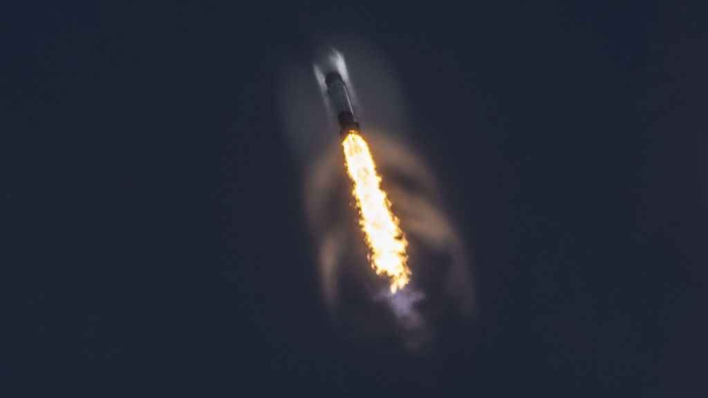 SpaceX's Starlink satellite megaconstellation launches in photos | Space