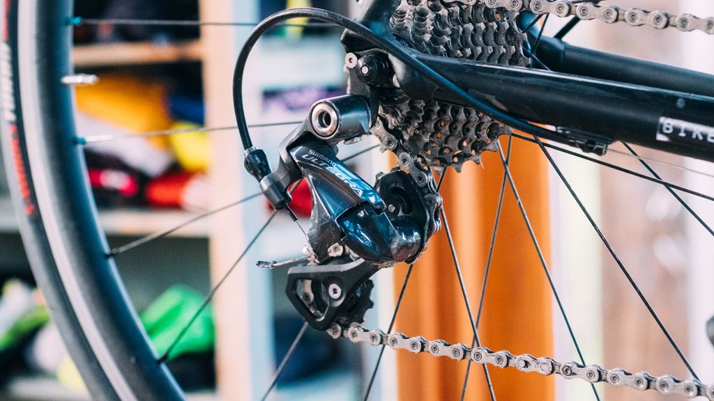 Bike gears explained: A detailed guide on how bike gears work | Cyclingnews
