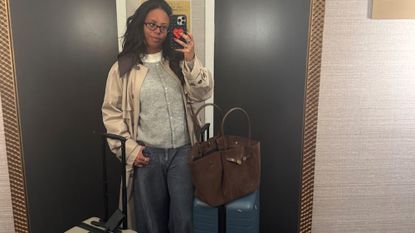 5 Editor-Tested and -Approved Outfits for Long Flights | Who What Wear