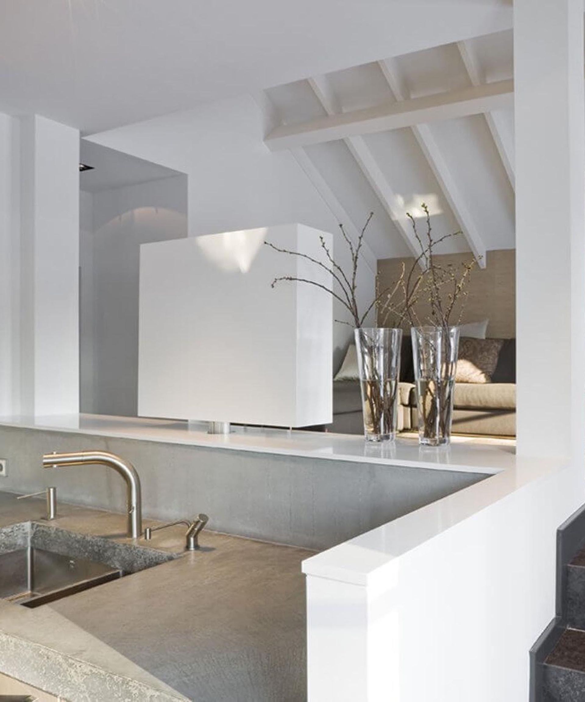 Kitchen TV ideas - how to include a television stylishly | Livingetc