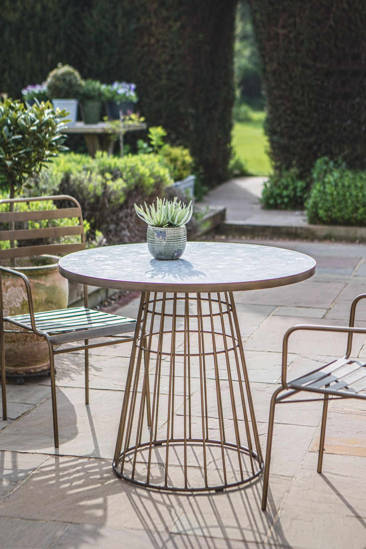 25 summer house ideas: add a garden building you love from the outside ...