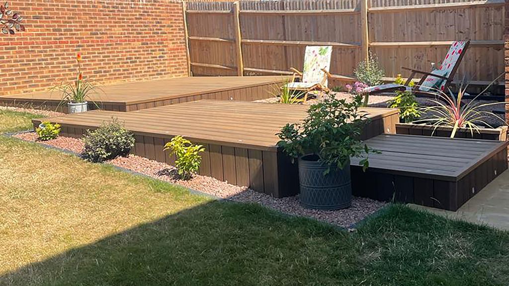 Raised decking ideas to take your garden to the next level | Homebuilding