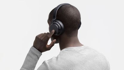 Microsoft Surface Headphones 2 review: noise cancelling done right | T3