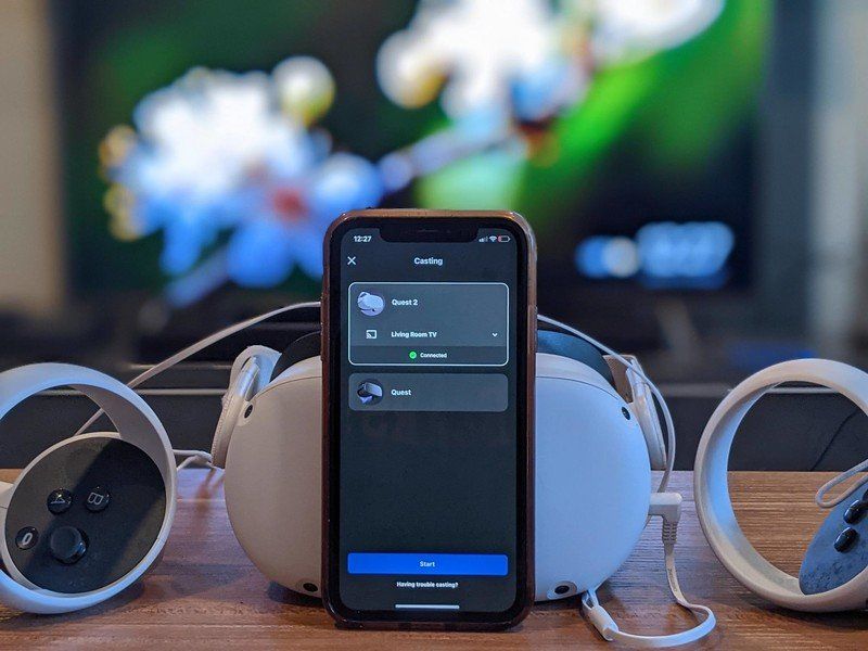 How to share Oculus Quest 2 games on the TV for friends and family to ...