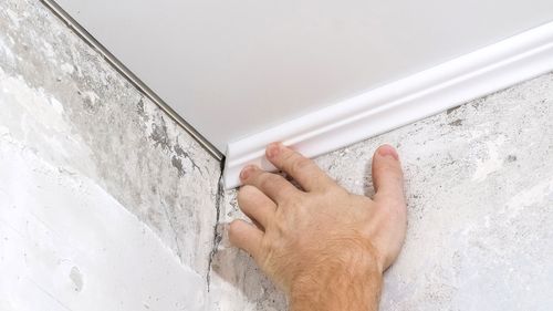 Sanding doors: A smart DIY guide for a flawless finish | Homebuilding
