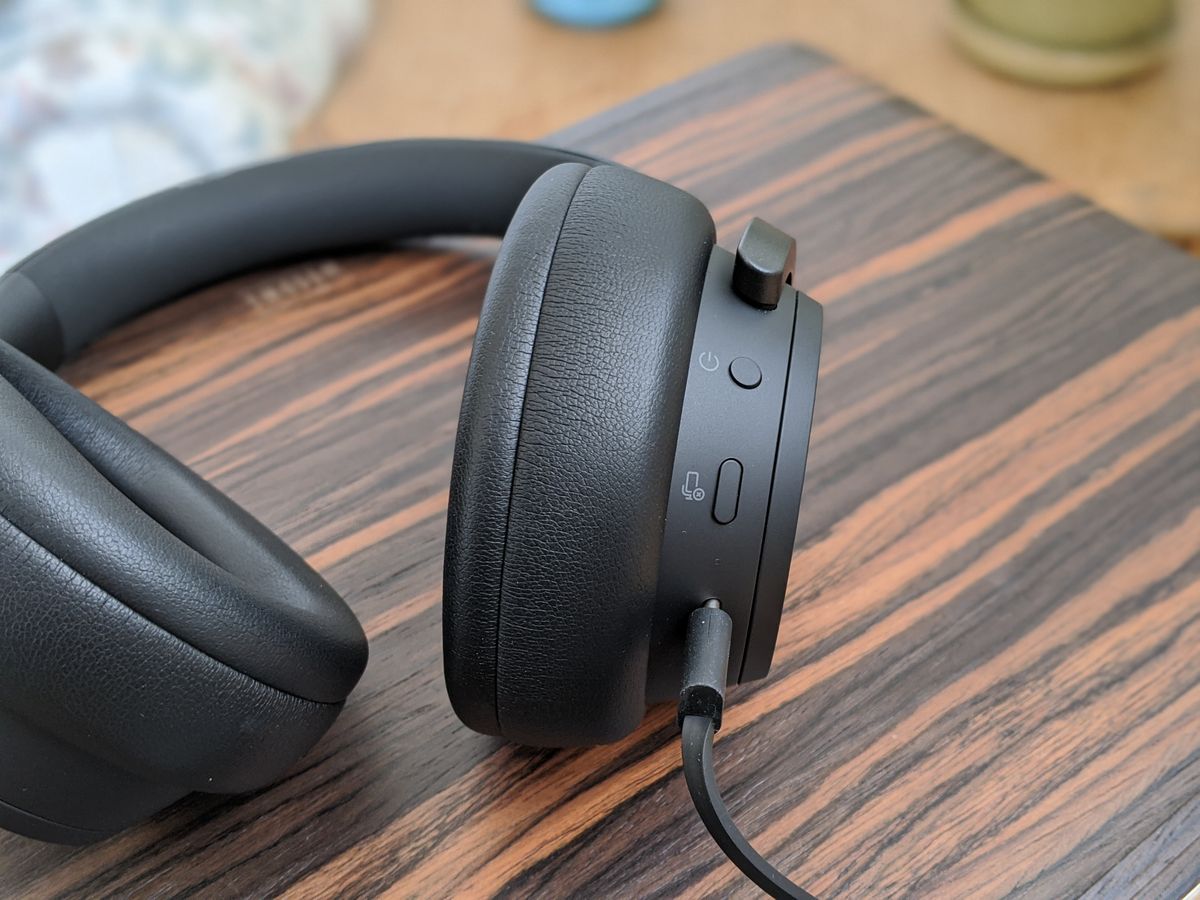 Microsoft Surface Headphones 2 review | Tom's Guide