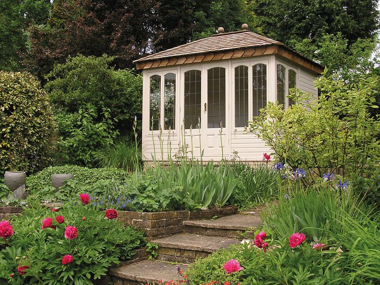 Summer house ideas: 12 beautiful designs for relaxing garden rooms ...