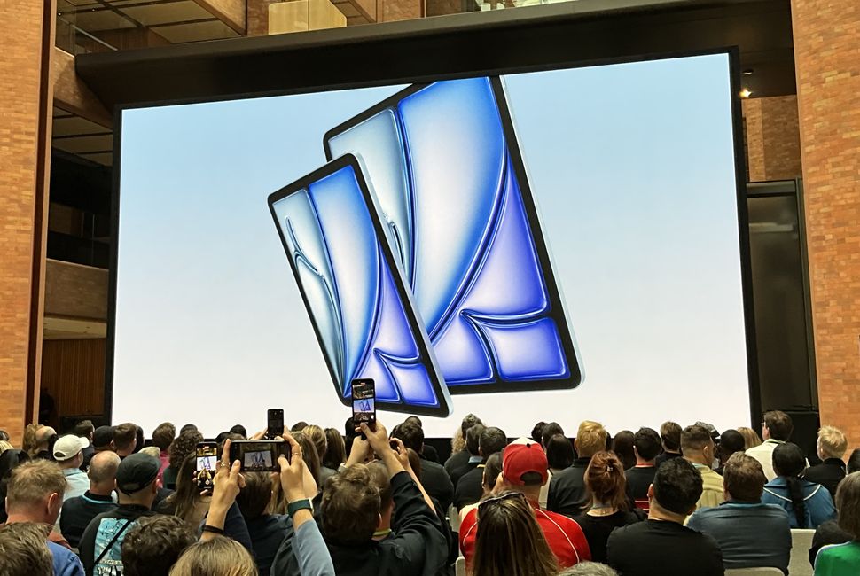 Apple Event LIVE: iPad Pro, Apple Pencil Pro, iPad Air, M4 and ...