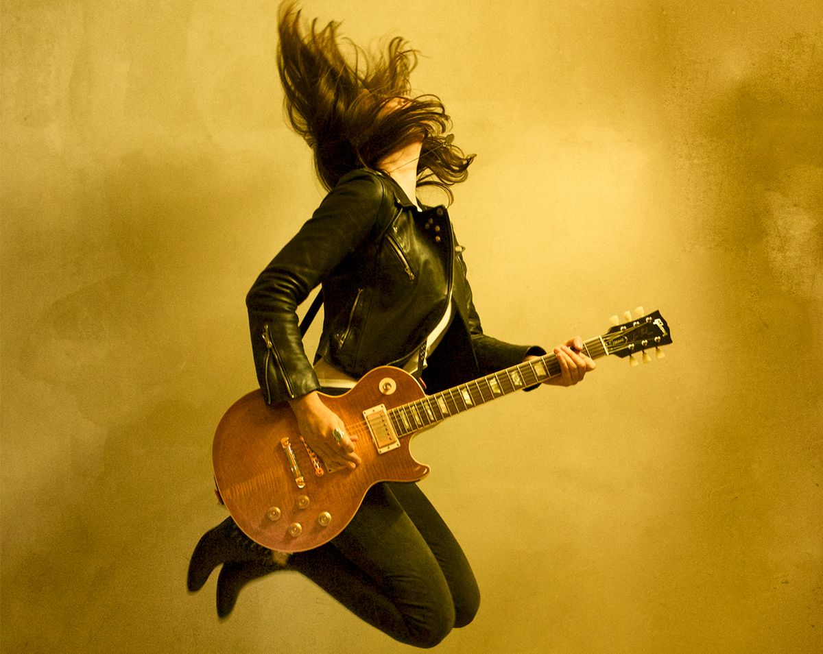 Laura Cox On Being A Leftie Playing Right Handed And Why She D Take A