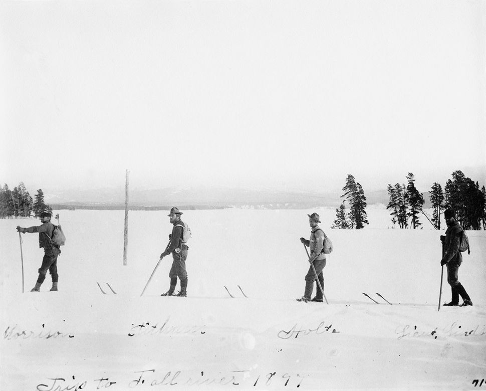 Yellowstone National Park: The Early Years (Photos) | Live Science
