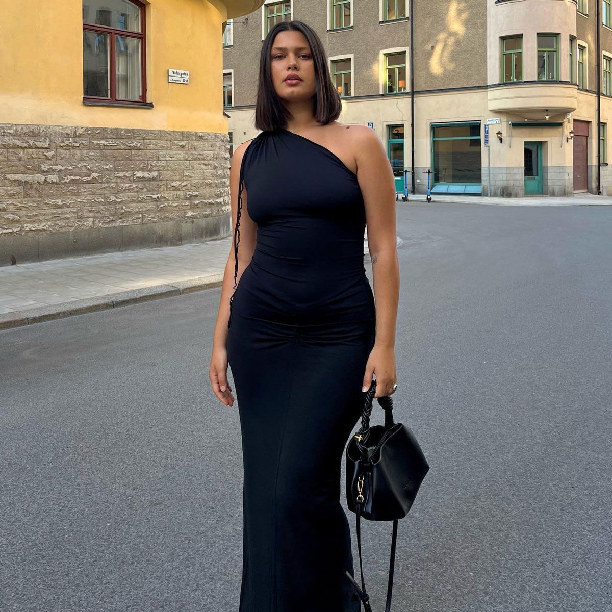 7 Simple Spring Outfits That Defy the Trend Cycle | Who What Wear