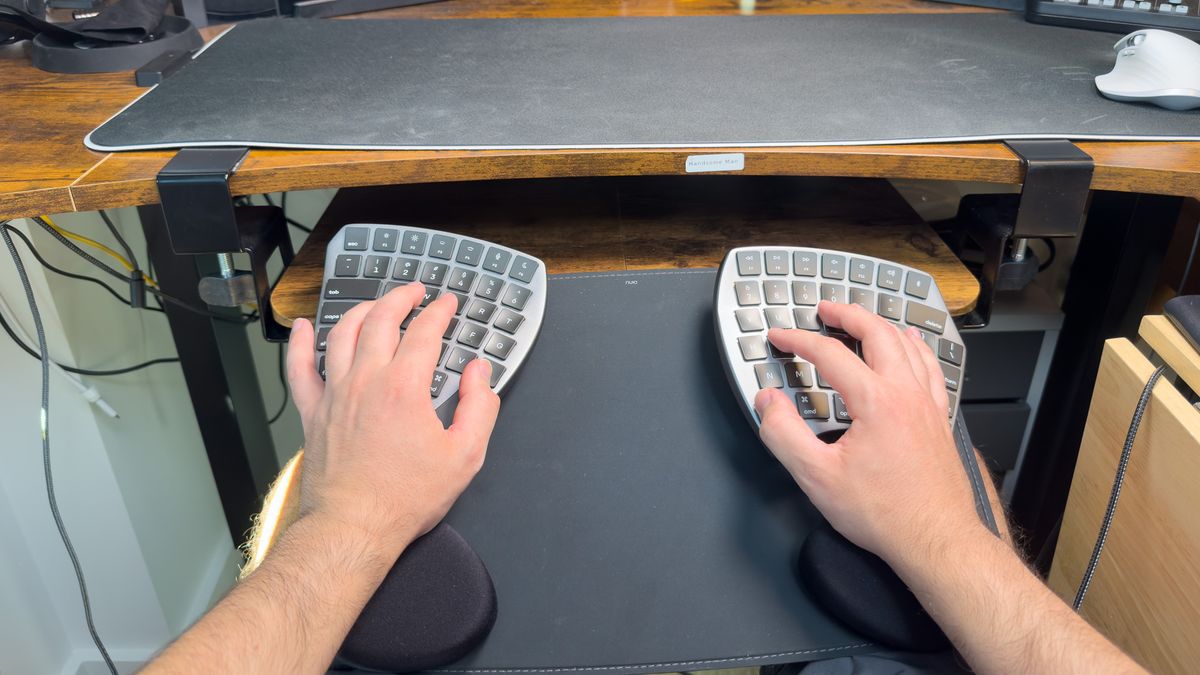 I switched to this split keyboard with magnetic accessories — here’s ...