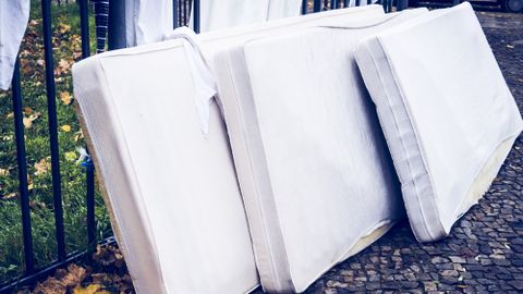 Does Goodwill take mattresses, box springs and bedroom furniture? | Tom ...