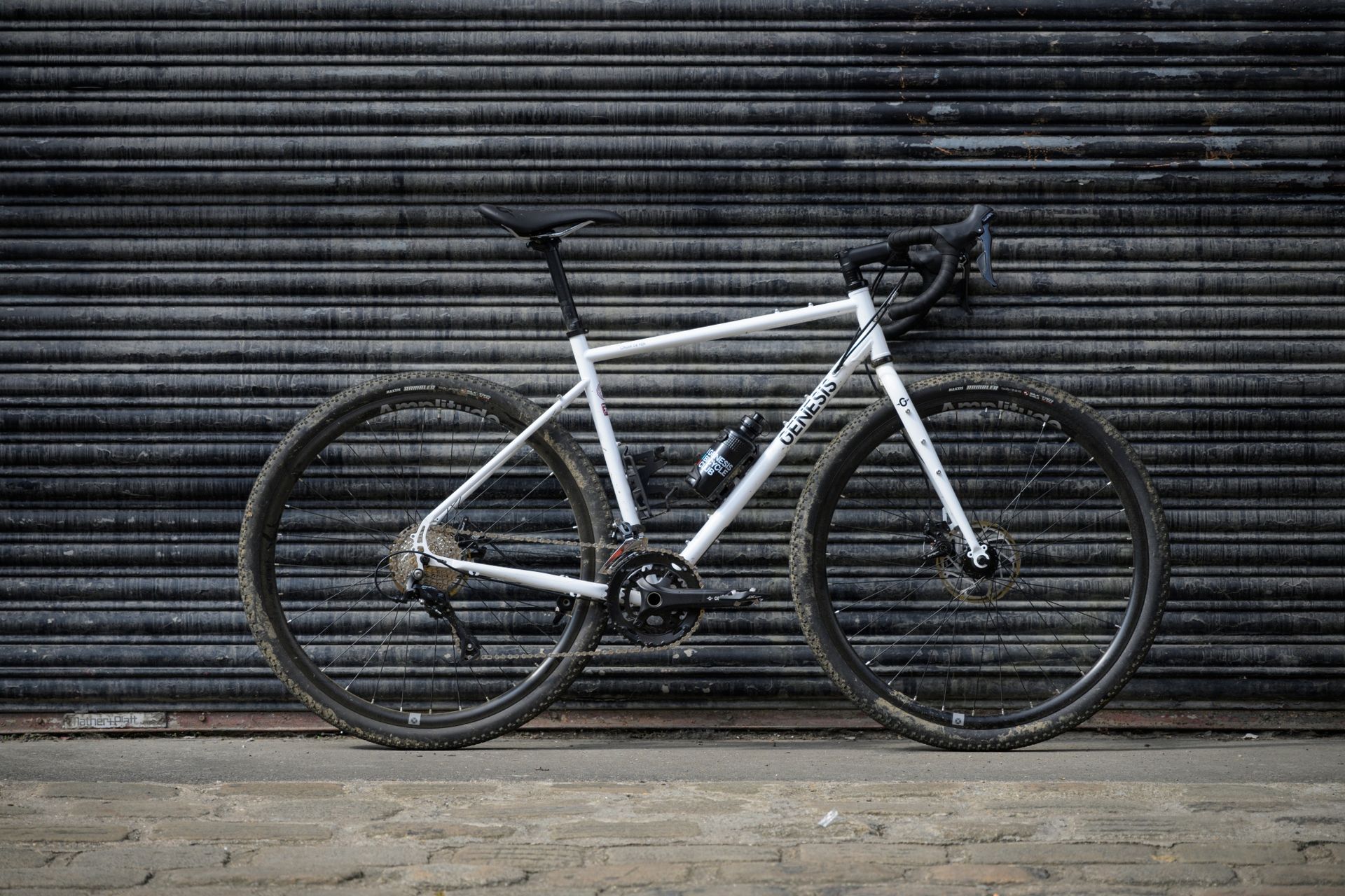 Genesis modernises Croix de Fer with improved tyre clearance, a ...