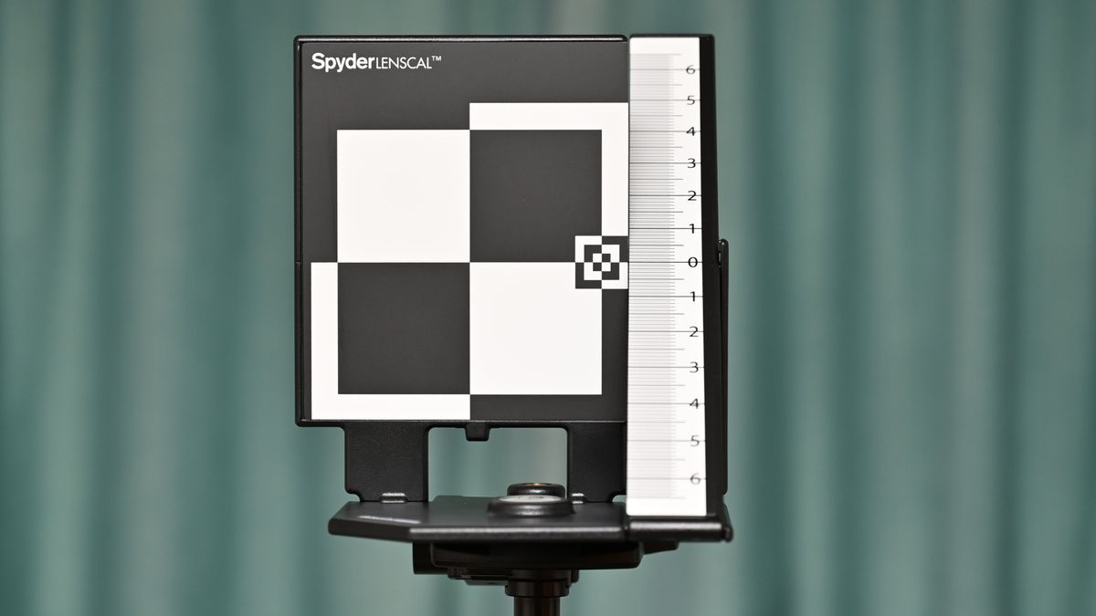 datacolor Spyder LensCal review: DIY autofocus calibration for your ...