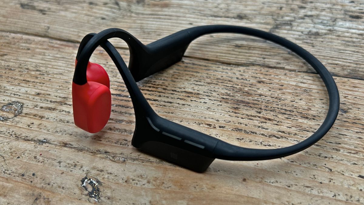 Suunto Wing Headphones Review | Coach