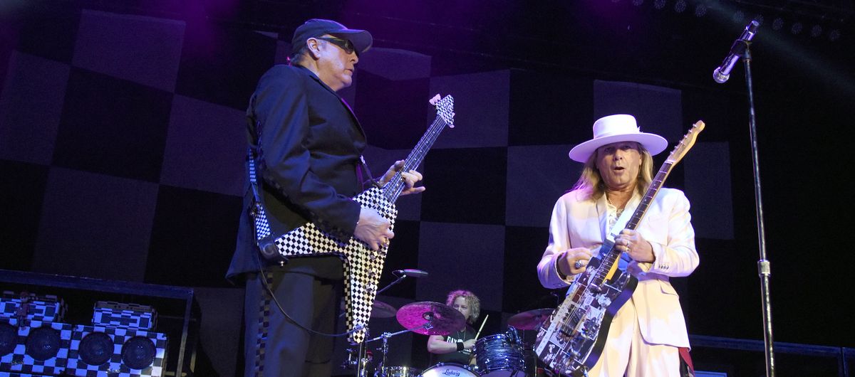 Cheap Trick Debut New Single, "The Summer Looks Good on You" | Guitar World