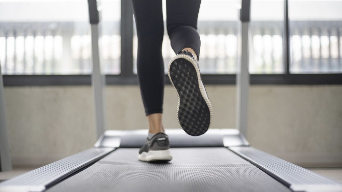 How can I make treadmill running less boring? | Advnture