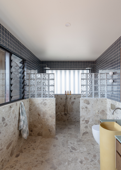 Glass Blocks for Bathrooms? We Approve! | Livingetc