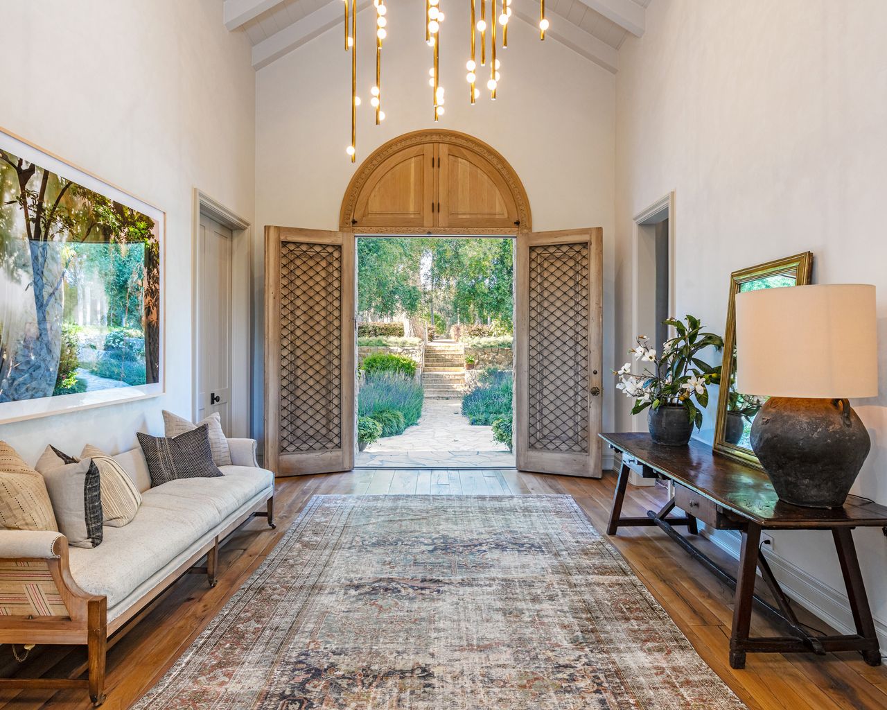 5 interior tips to borrow from this chateau-style Malibu home | Livingetc
