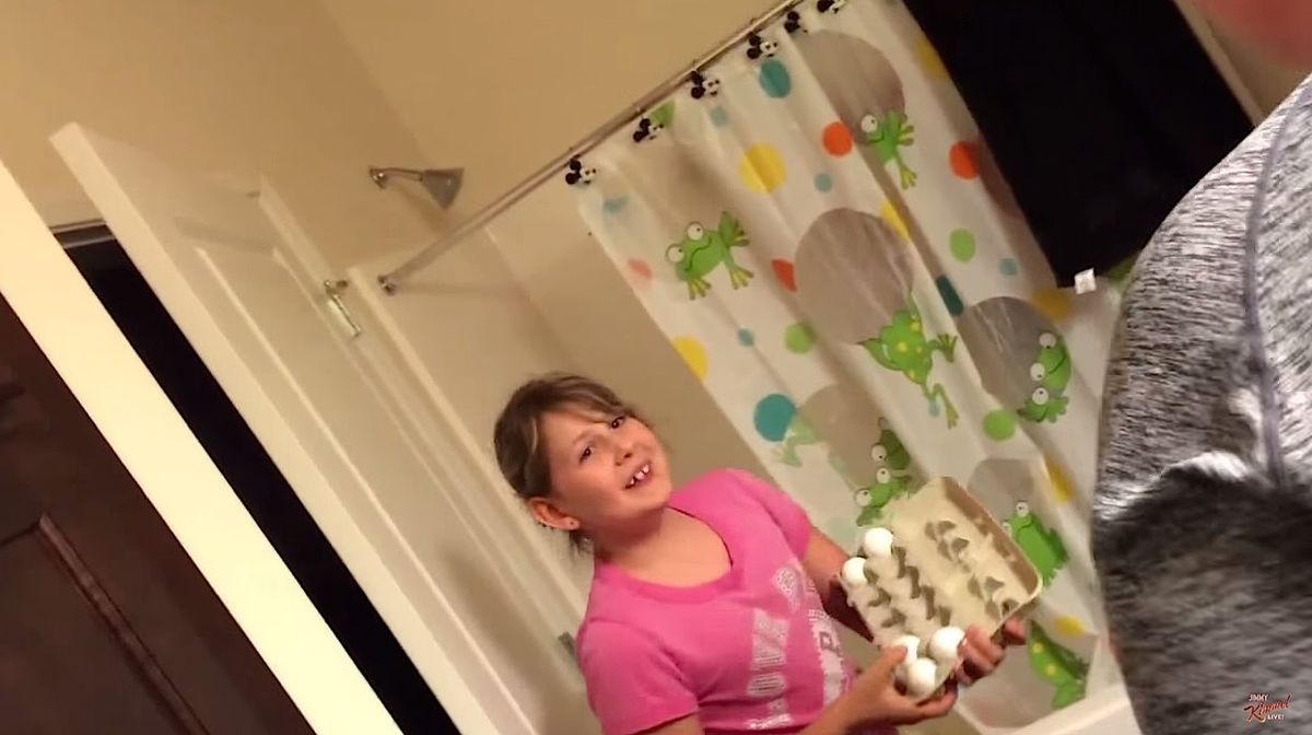 Jimmy Kimmel Asked America To Serve Dad Breakfast In The Shower