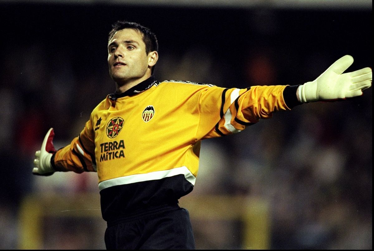 Best goalkeepers of the 1990s | FourFourTwo