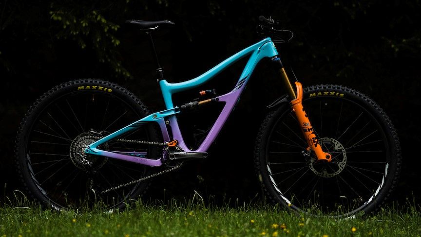Retro graphics for Ibis Ripmo | Bike Perfect