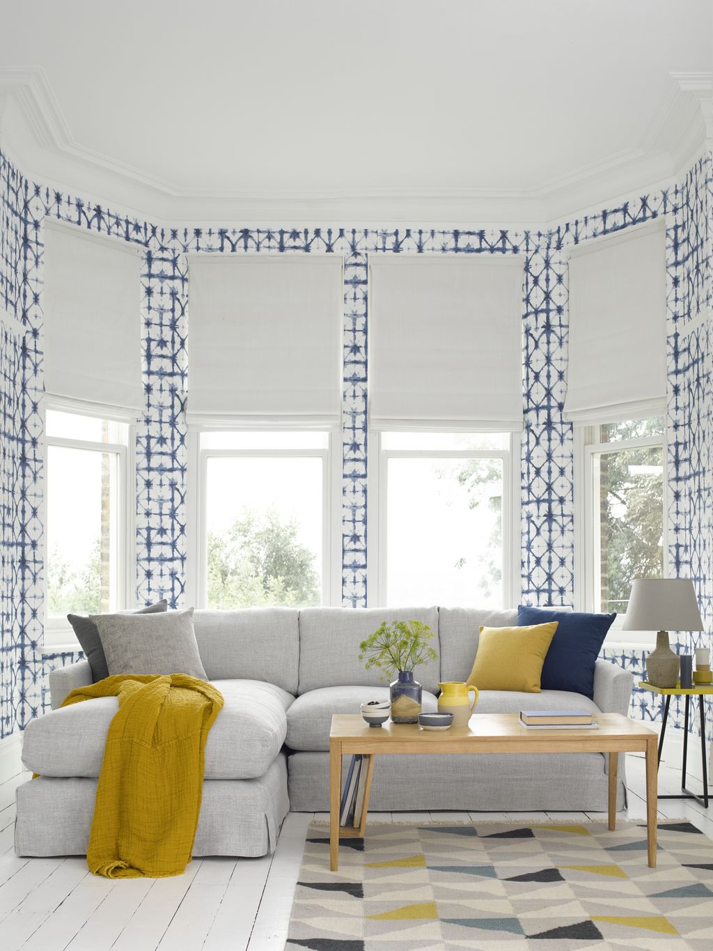 A guide to wallpapering windows like a professional for really neat ...