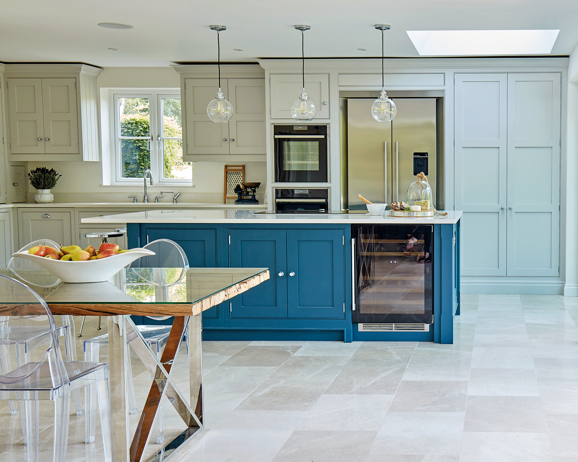 Painted kitchen ideas: 17 ideas for painting a kitchen | Homes and Gardens