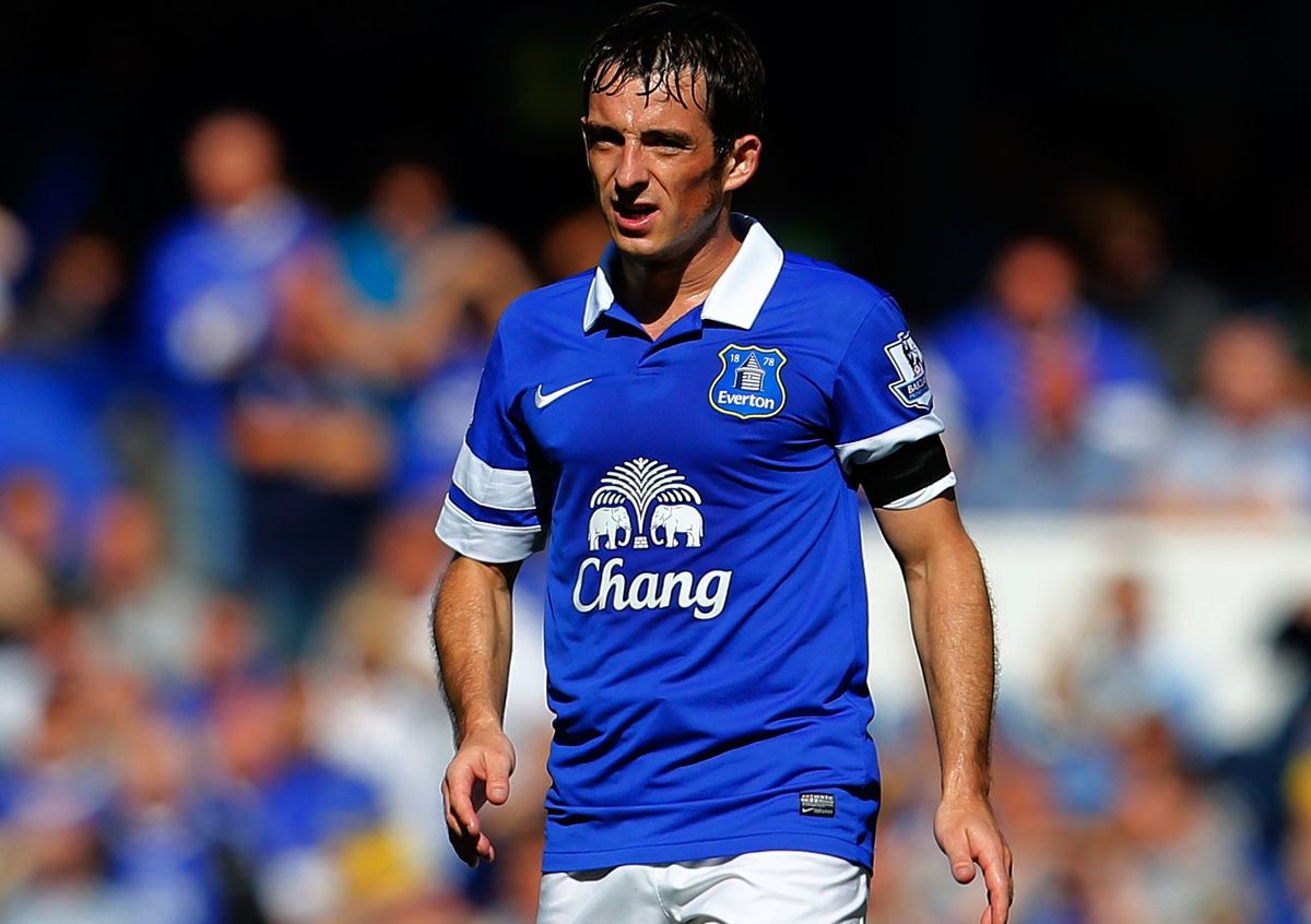 Baines eyeing festive return for Toffees | FourFourTwo