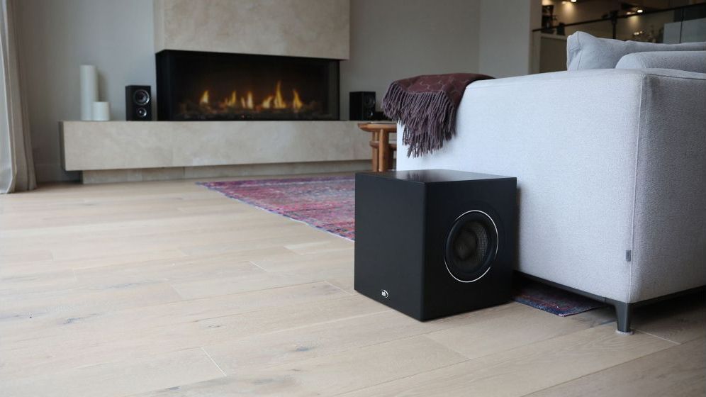 PSB's high-performance subwoofer wants to eliminate low-end resonance ...